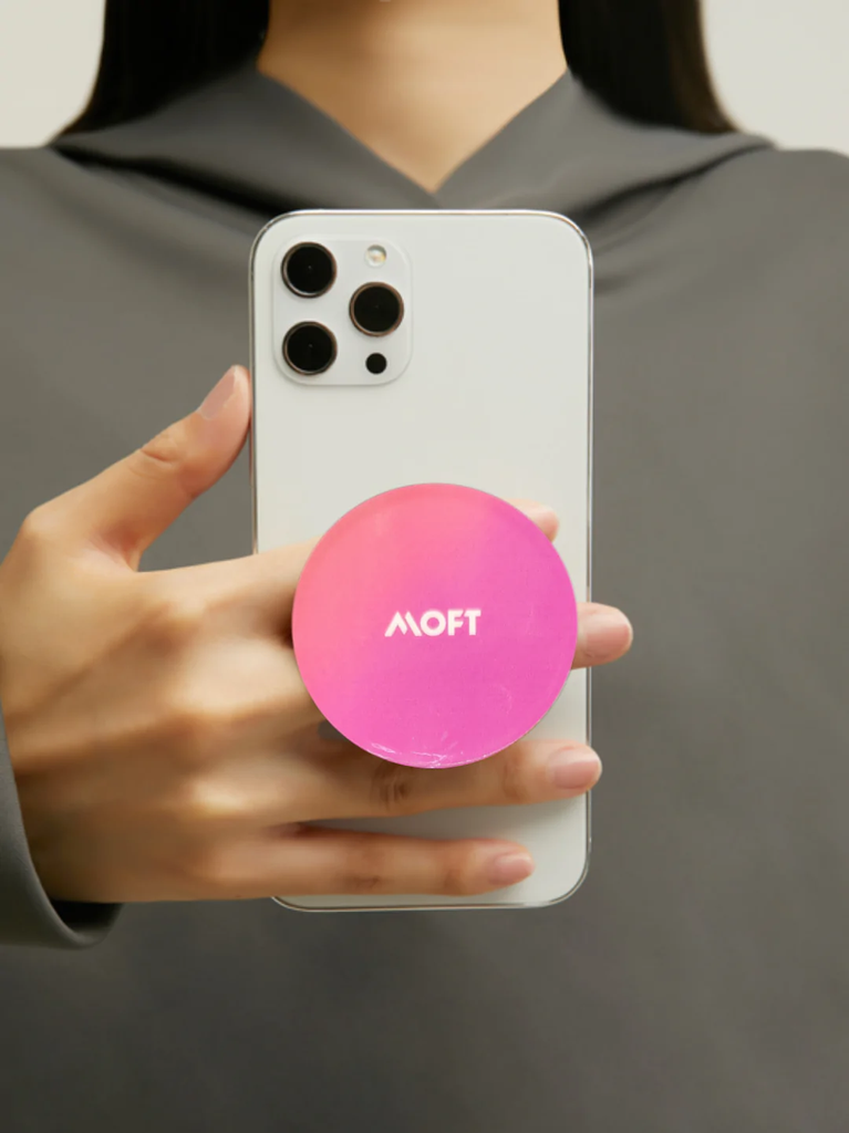 MOFT O Magsafe Snap Phone Stand & Grip - Pinky Purple | eMarket Kuwait